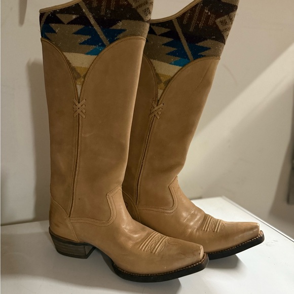 Ariat | Shoes | Ariat Tan Aztec Cowboy Boots | Poshmark